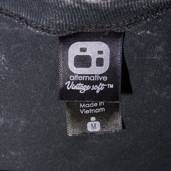 Alternative | Shirts | Alternative Vintage Soft Mens Graphic Tshirt M ...